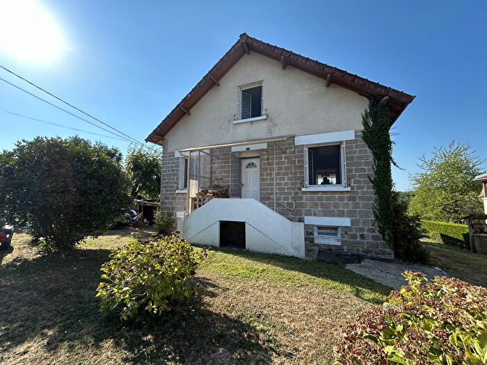 Maison 6 pièces à vendre à Saint-Salvadour