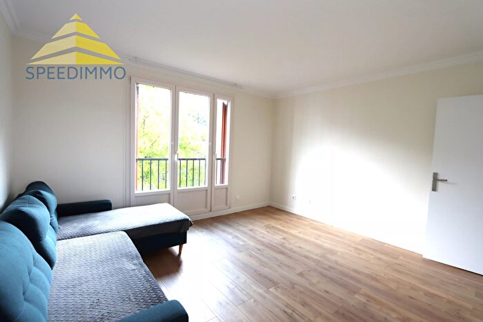 Brie-Comte-Robert, Leclerc, Verdun - Appartement 3 pièces à louer