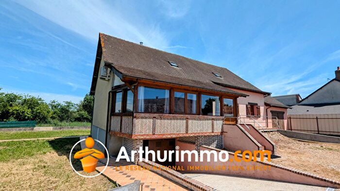 Maison à vendre - Aubigny-sur-Nère - 5 pièces - 3 chambres