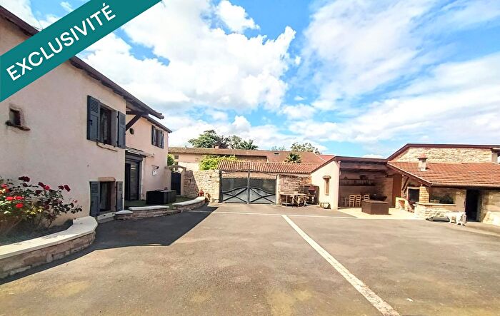 Maison à vendre - Prissé - 6 pièces - 3 chambres