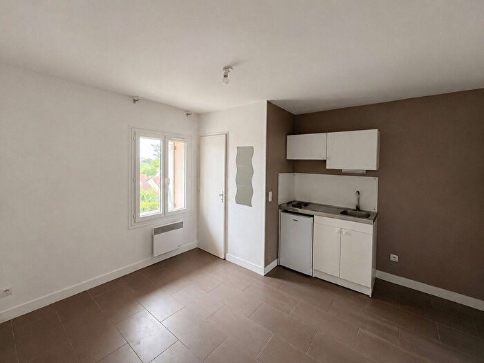Ecquevilly : Appartement 2 pièces à louer