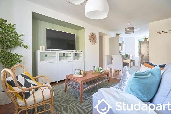 Appartement à louer - Wazemmes, Lille - 1 pièce - 2 chambres