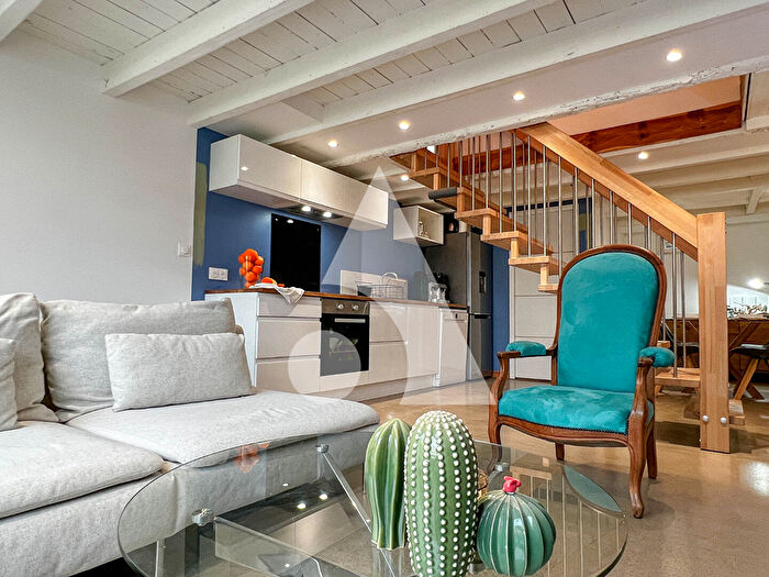 Maison à vendre - Saintes, La Gare, Sébastien de Brouard, La Fenêtre - 4 pièces - 2 chambres