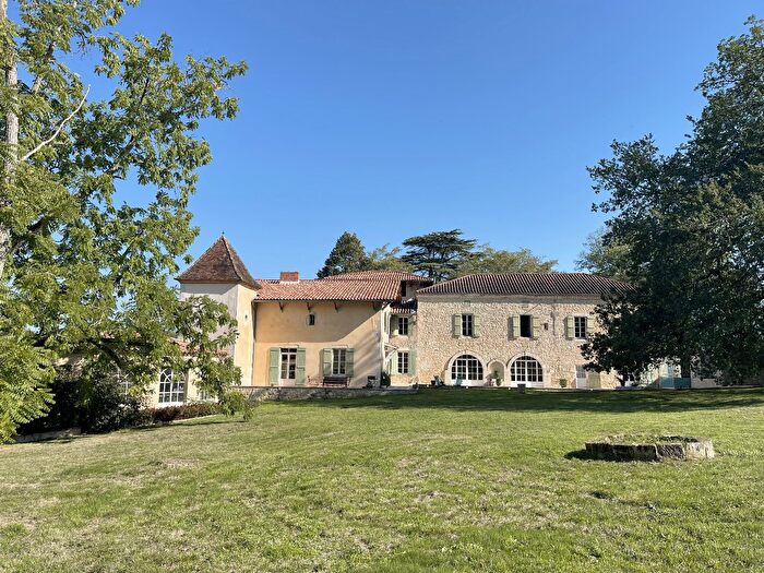 Maison à vendre - Nérac - 5 pièces - 6 chambres
