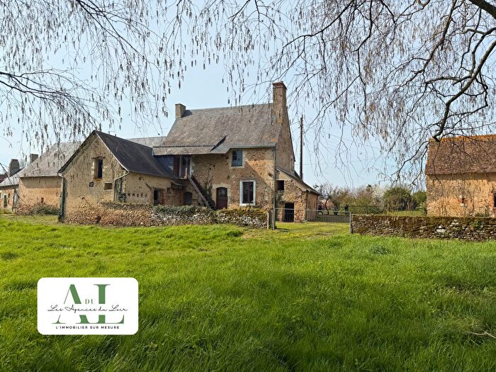 Maison à vendre - Clermont-Créans - 5 pièces - 3 chambres