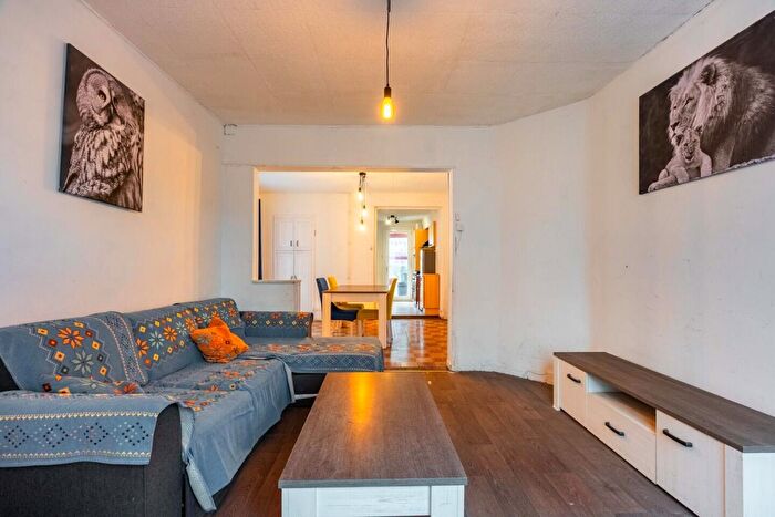 Maison à vendre - Dombasle-sur-Meurthe - 4 pièces - 3 chambres