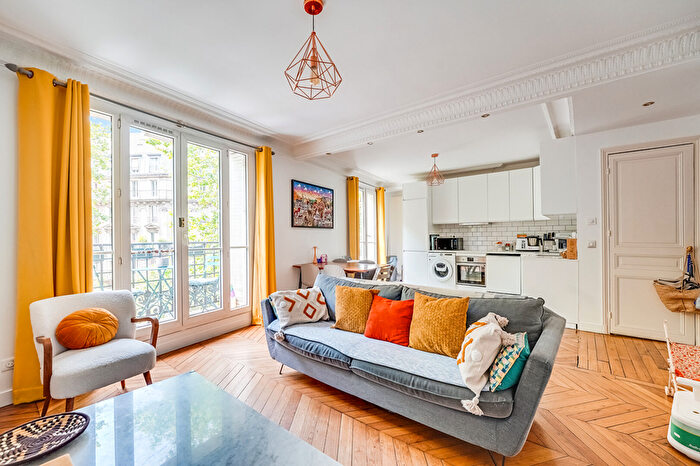 Appartement 4 pièces à vendre - Paris 18ème, Barbès, Château Rouge