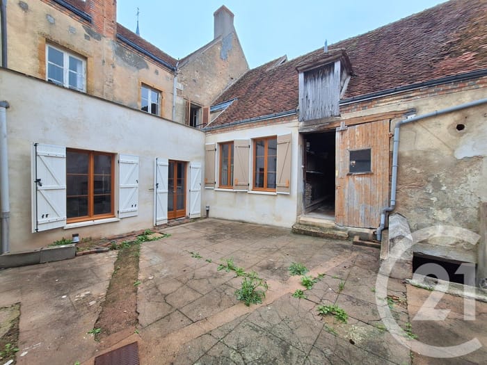 Maison 4 pièces à vendre - Châteaumeillant