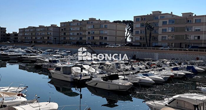 Appartement à vendre - Mandelieu-la-Napoule, Les Termes - 3 pièces - 2 chambres