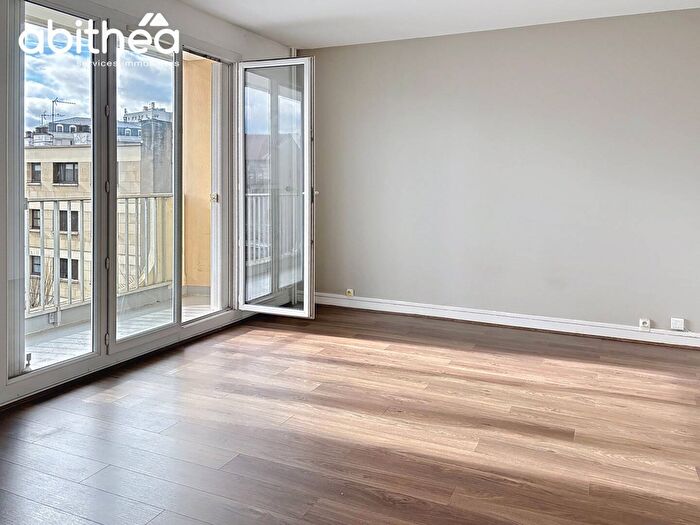 Appartement à louer - Juillet Zola, Alfortville - 2 pièces - 1 chambre