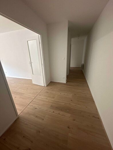Appartement à louer - Oiselet la Grive, Bourgoin-Jallieu - 2 pièces - 1 chambre