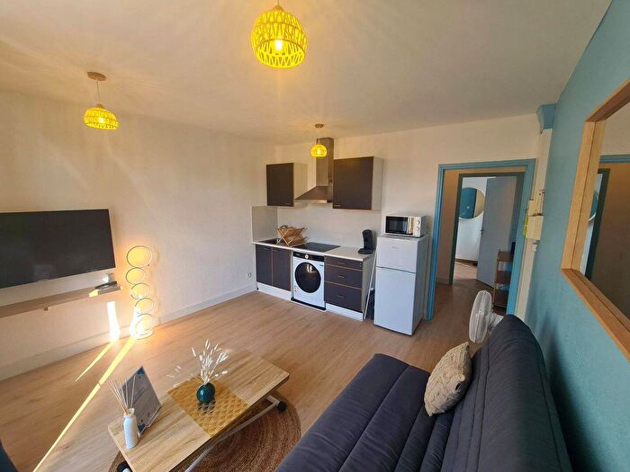 Appartement à louer - Centre Ville, Sérignan - 1 pièce