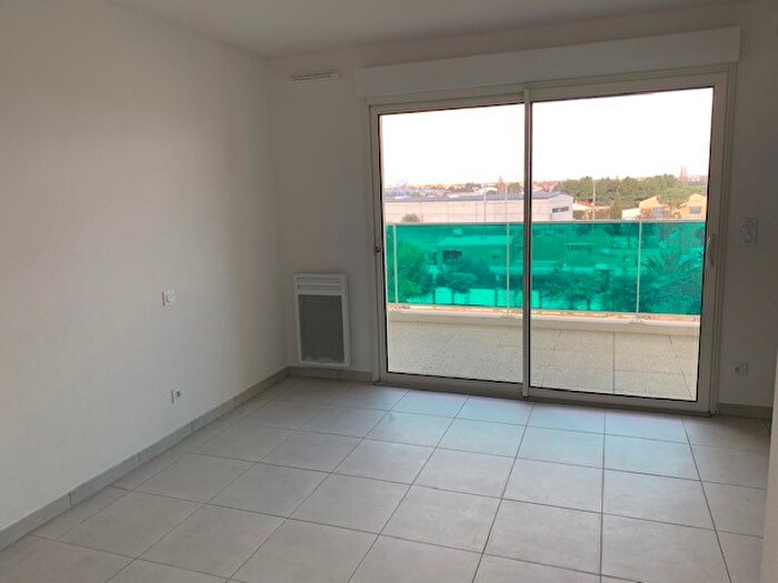 Appartement à louer - Narbonne, Bourg - 1 pièce