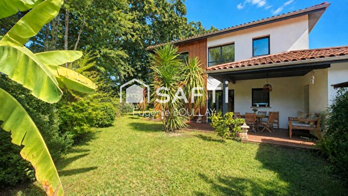 Anglet, Hardoy Courbois, Numa, Choisi : Maison 5 pièces à vendre