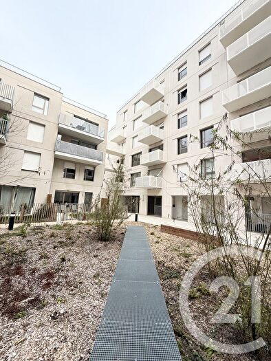 Appartement à louer - Vitry-sur-Seine, Les Ardoines - 3 pièces - 2 chambres