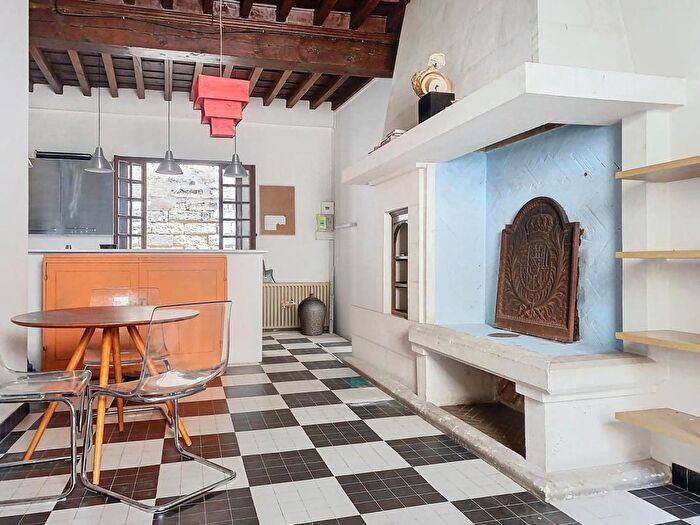 Appartement à vendre - Villeneuve-lès-Avignon, Centre-ville, Stade - 3 pièces - 1 chambre