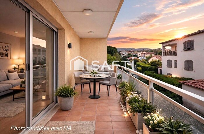 Appartement à vendre - Fréjus, Centre-ville - 3 pièces - 2 chambres