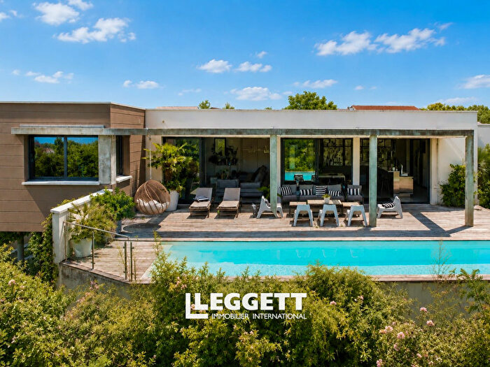 Angoulême, Saint-Ausone, Saint-Martin : Maison 5 pièces à vendre