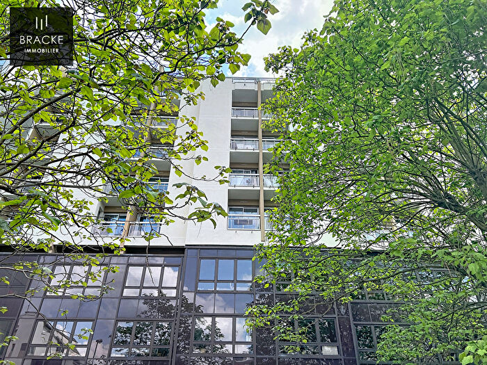 Courbevoie, Hôtel de ville - Appartement 1 pièce à vendre