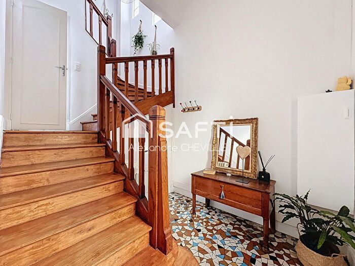 Maison à vendre - Vichy, Les Romains - 6 pièces - 4 chambres