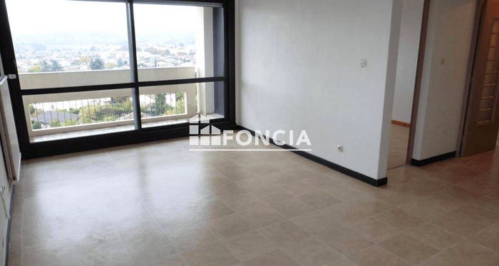 Appartement 3 pièces à Frange Verte-Commanderie, Échirolles, à louer