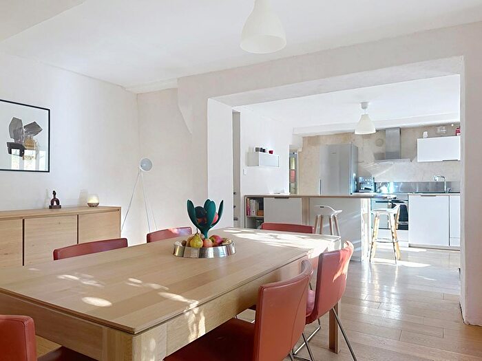 Maison à vendre - Pujaut - 5 pièces - 4 chambres