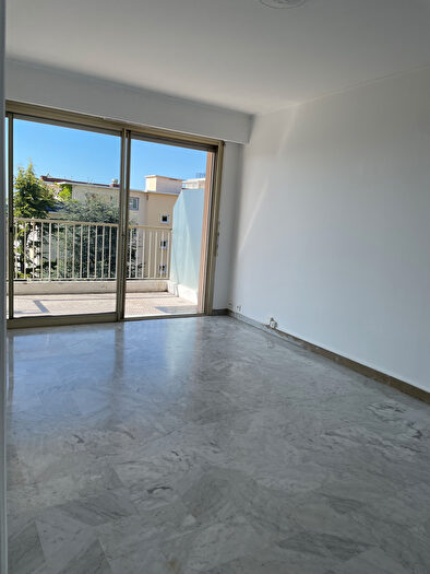 Appartement 2 pièces à louer à Nice, Pessicart