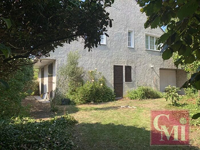 Maison à vendre - Breuillet - 5 pièces - 4 chambres
