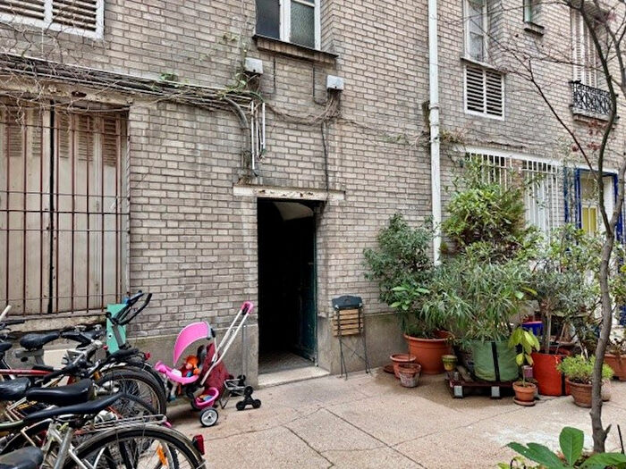 Appartement à vendre - Paris e , Barbès, Château Rouge - 1 pièce