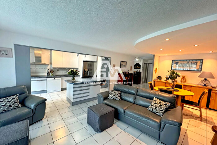 Appartement à vendre - La Grande-Motte - 3 pièces - 2 chambres