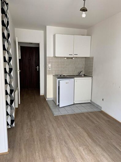 Appartement à louer - Nantes, Saint-Clément, Jardin des plantes, Caserne Lamoricière - 1 pièce