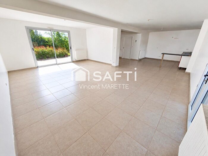 Maison 5 pièces à vendre à Saint-Leu-d'Esserent
