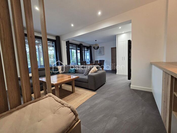 Appartement à vendre - Voiron, Grand Brunetière, Criel - 4 pièces - 3 chambres