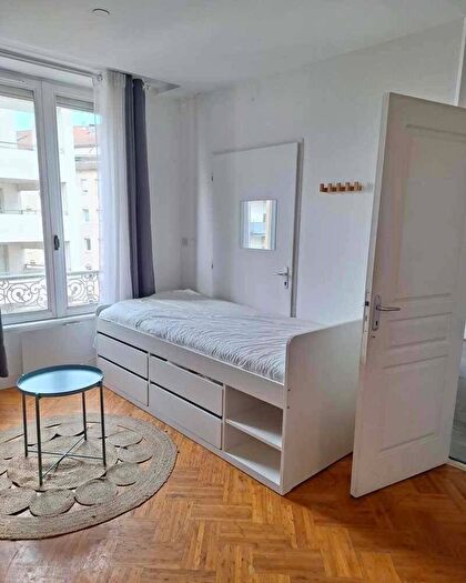 Appartement à louer - Saint Louis, Lyon ème arrondissement - 1 pièce