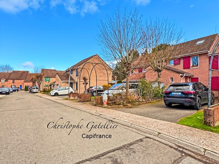 Maison à vendre - Trappes, La Plaine de Neauphle - 5 pièces - 4 chambres