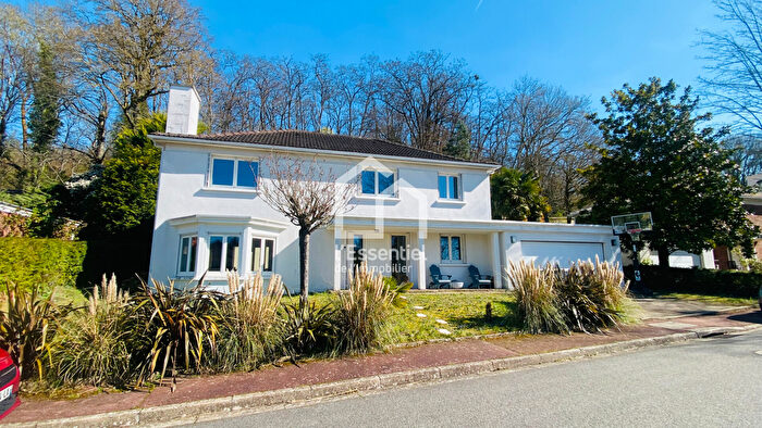 Maison à vendre - Triel-sur-Seine - 10 pièces - 6 chambres