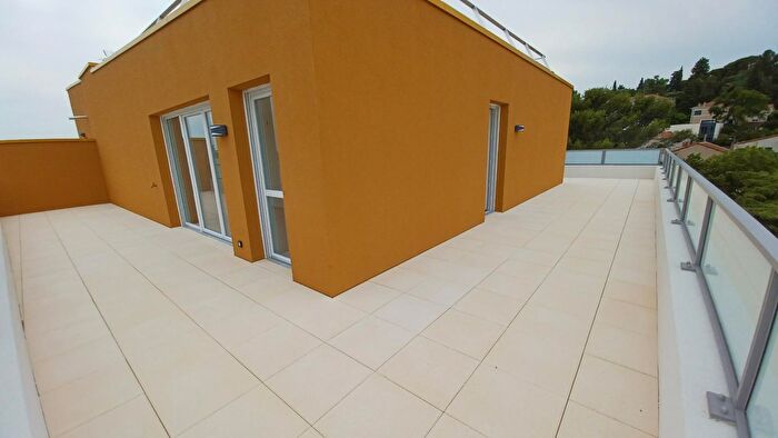 Nîmes, Croix de Fer, Mont Duplan - Appartement 4 pièces à louer