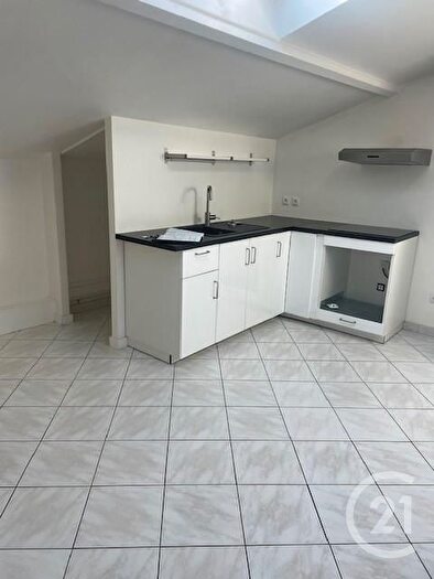 Maisons à vendre et appartements à louer - 1