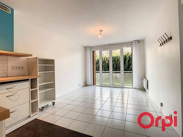 Les Pierres Beurres, Verrières-le-Buisson : Appartement 1 pièce à louer