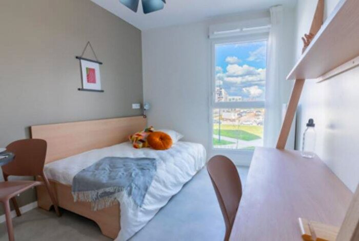 Appartement à louer - Abattoirs, Dijon - 1 pièce