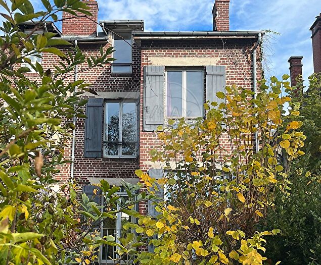 Maison à vendre - Senlis, Villevert - 6 pièces - 5 chambres