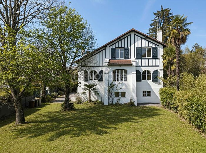 Maison à vendre - Pau, Pau Sud - 12 pièces - 7 chambres