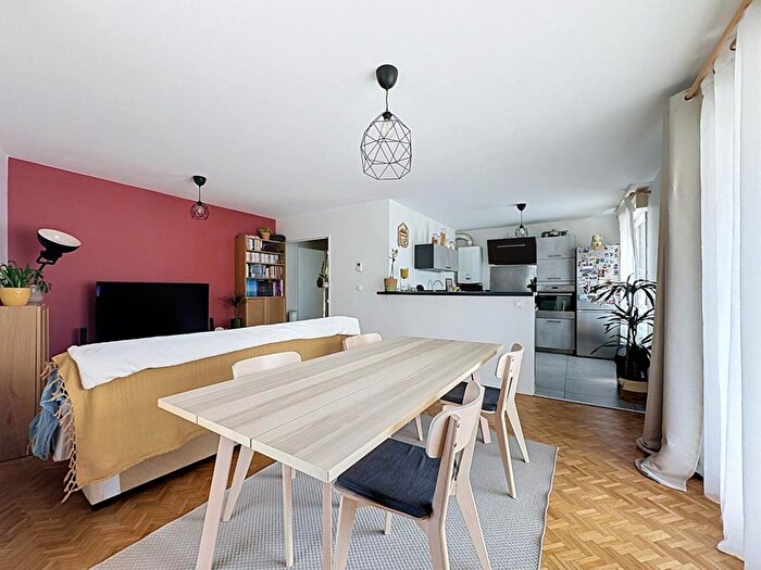 Appartement 3 pièces à Fontaines-sur-Saône, à vendre
