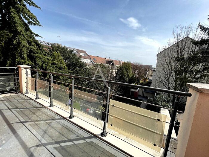 Appartement 5 pièces à La Fontaine-Parc des Sceaux-Croix de Berny-Centre Ville, Antony, à louer