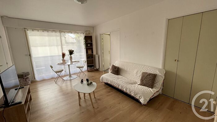 Appartement 2 pièces à louer à Chartres, Rechèvres