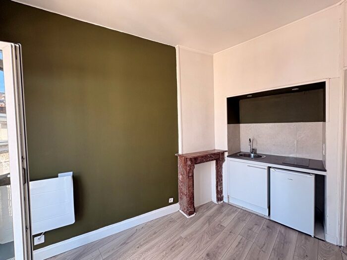 Appartement 3 pièces à louer - Lille, Centre-ville, Euralille