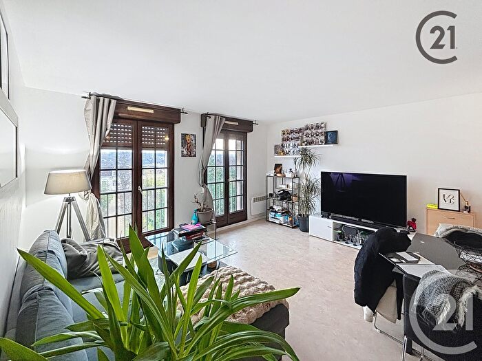 Appartement à vendre - Auxerre, Saint-Julien, Saint-Amâtre - 2 pièces - 1 chambre