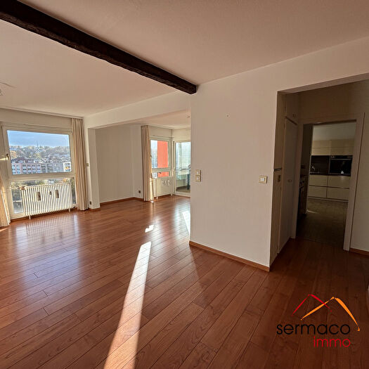 Appartement à louer - Sarreguemines, Blies - 5 pièces - 3 chambres