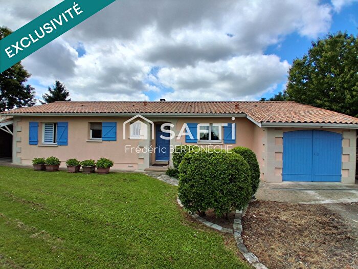 Maison à vendre - Cabara - 4 pièces - 3 chambres