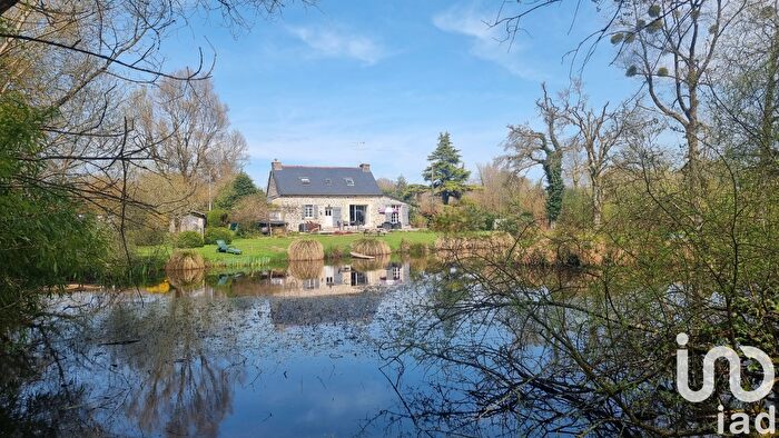 Maison à vendre - Rostrenen - 4 pièces - 2 chambres